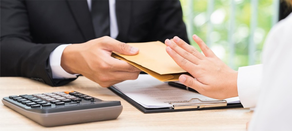 How CEOs Manage Their Time - BravoWebsite